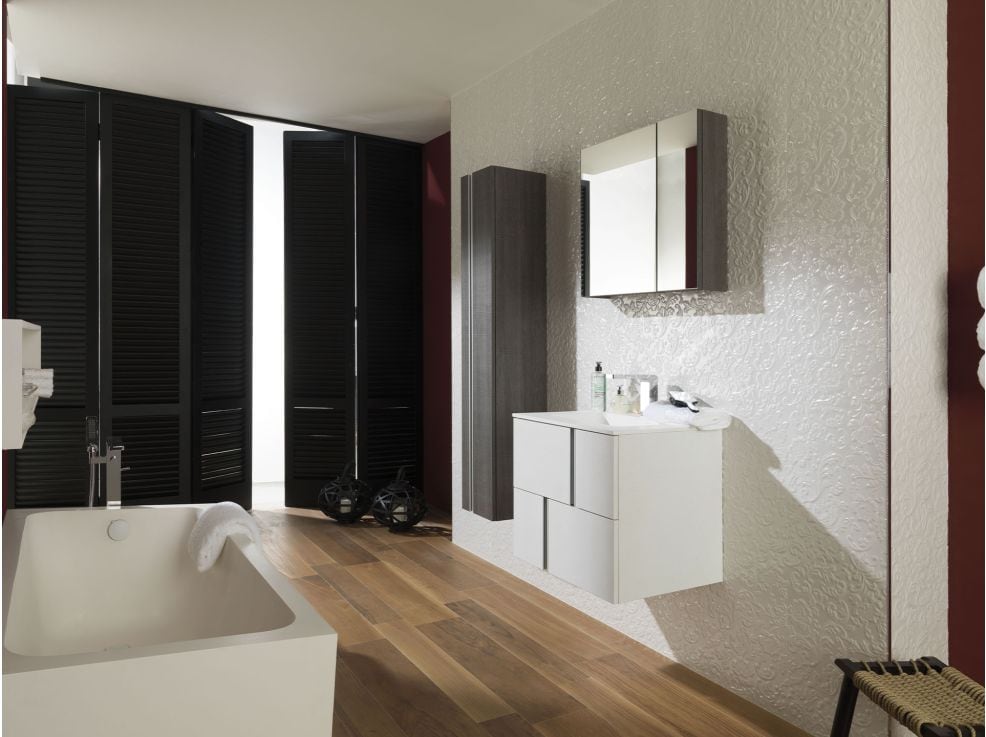 Porcelanosa 25'' Floating Vanity with Krion Sink and Mirror 25'' x 33 ...